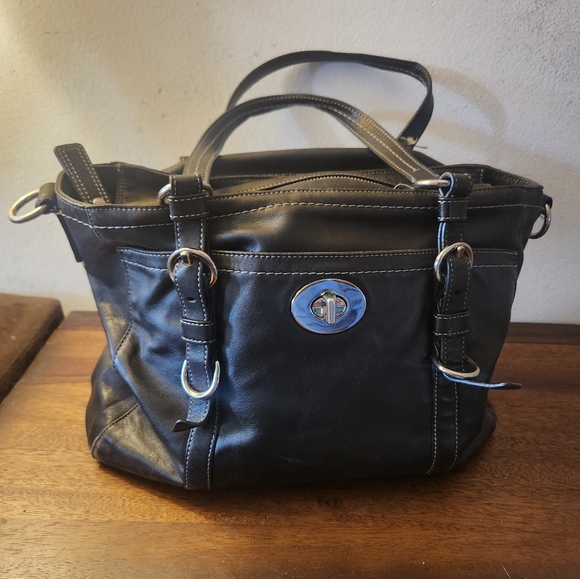 Coach | Bags | Coach Chelsea F415 Shoulder Tote In Black | Poshmark